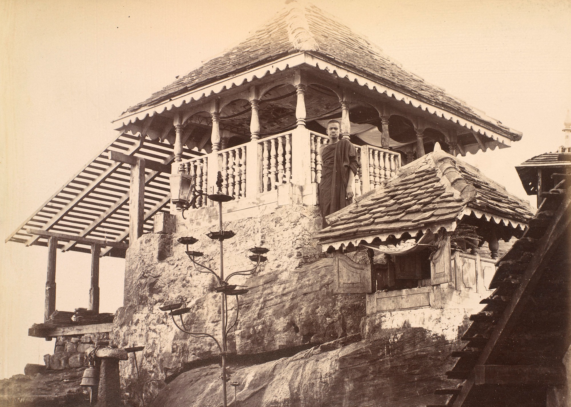 Sri Pada - The Most Sacred Mountain in Sri Lanka • Ceylon Guide